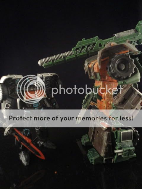 Minor/Repaint: - CHUG Roadbuster | TFW2005 - The 2005 Boards